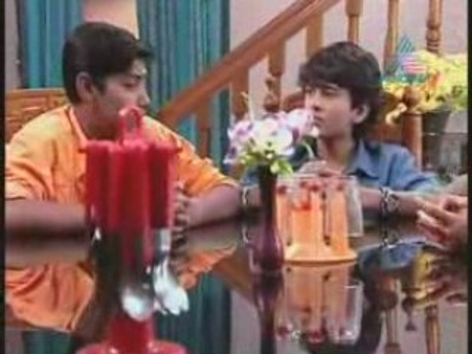 Hello Kuttichathan www.veeduonline.com Pt10810101 - video Dailymotion