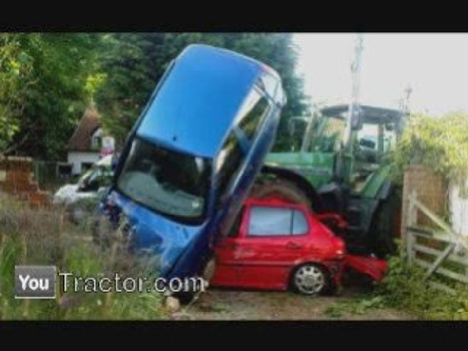 Worst tractor crashes accidents - video Dailymotion